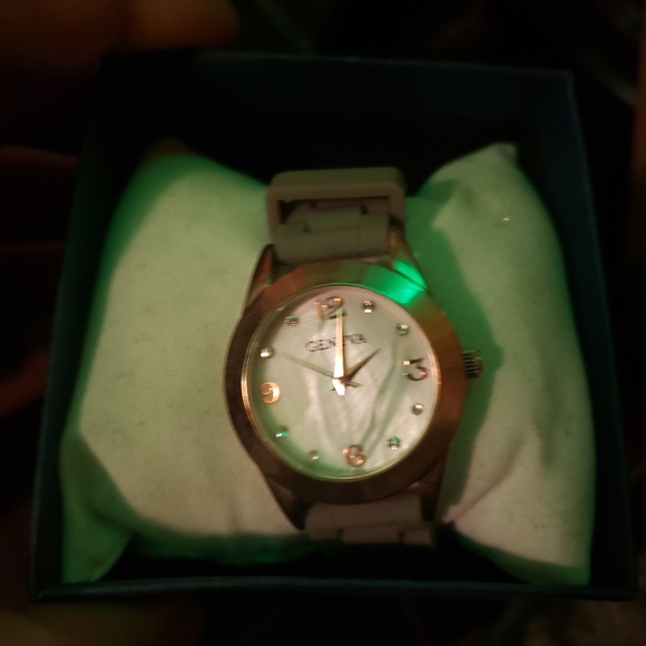 Geneva | Accessories | Watch | Poshmark